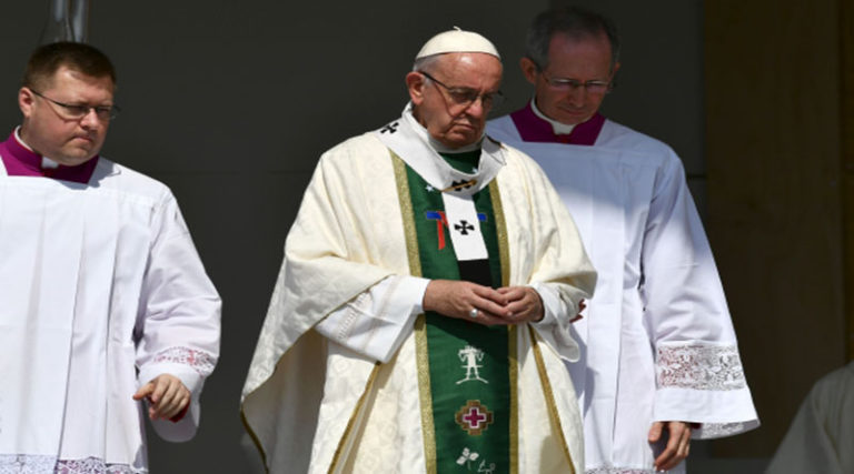 Es mejor ser ateo que ir a la iglesia y ser hipócrita: Papa Francisco » Criterio.hn